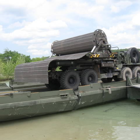 Heavy Ground Mobility System | FAUN Trackway USA Inc
