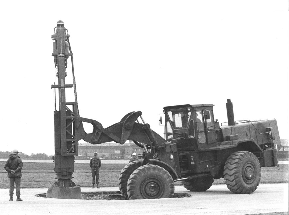 About Us | FAUN Trackway USA Inc